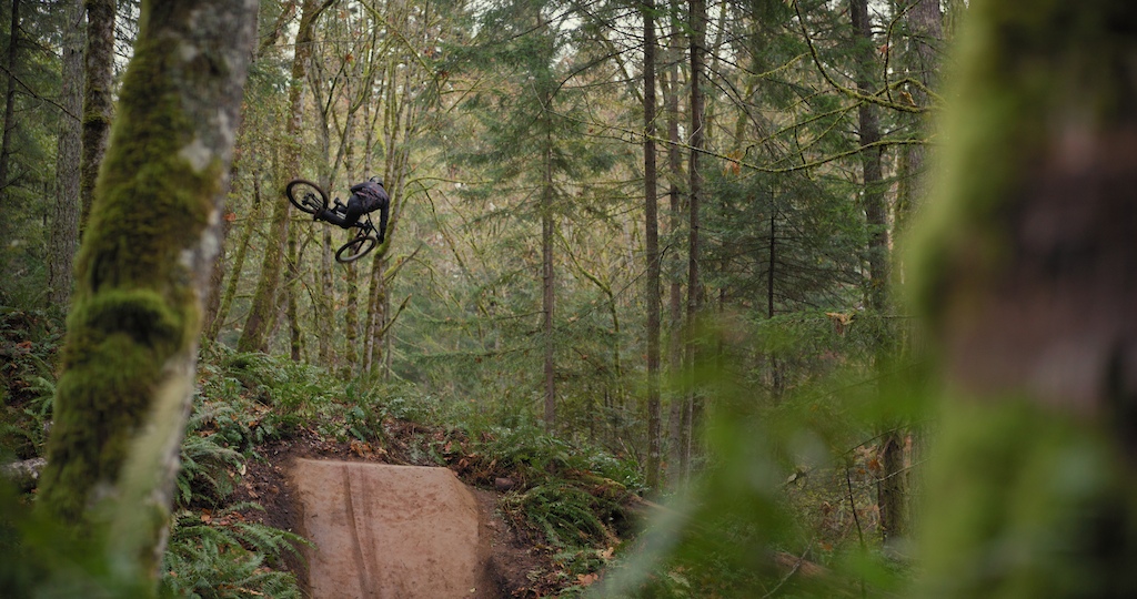 Video: Dreamy Dirt Jumping with Dillon Butcher in 'Island Flow' - Pinkbike