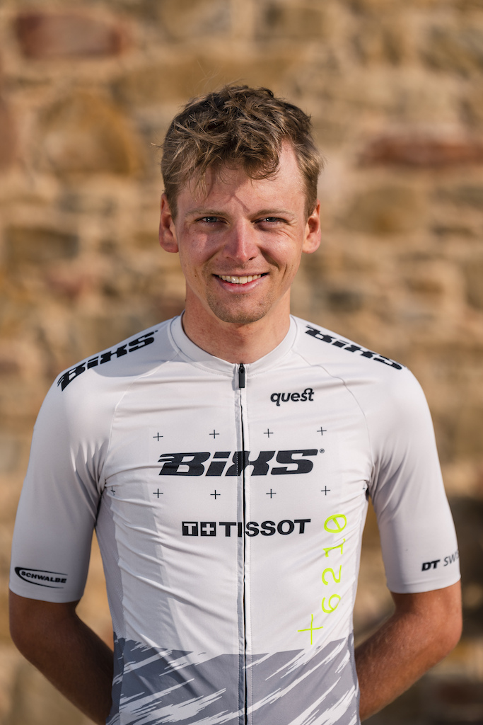 BiXS Performance Race Team Prepares for Second World Cup Season - Pinkbike