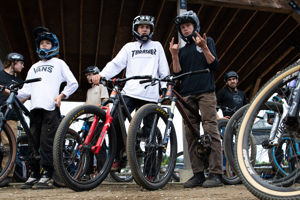 Video Recap: Vancouver Island's Slopestyle FMB Bronze - Pinkbike