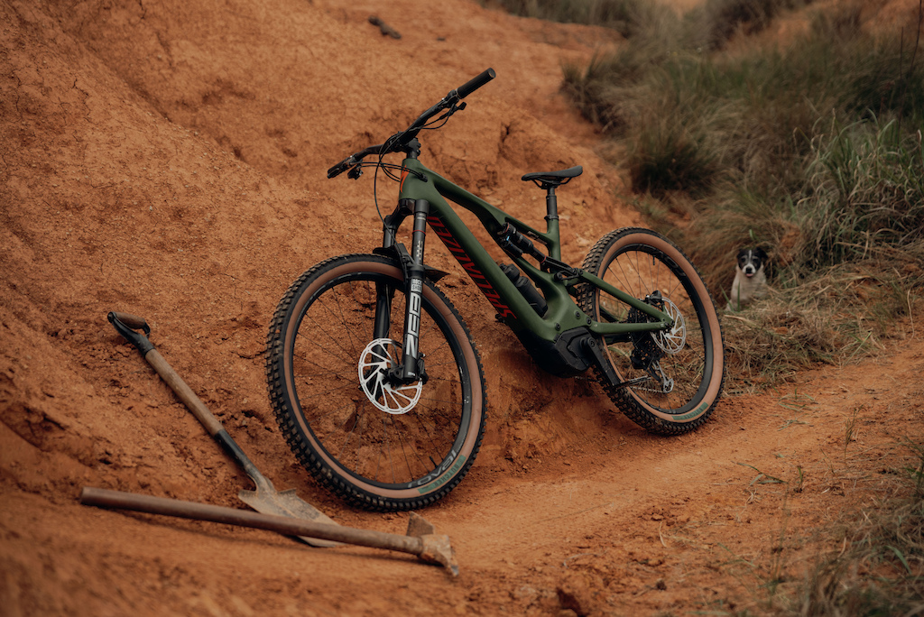 The Free Radicals Are Giving Away A Soil Searching Specialized Levo ...