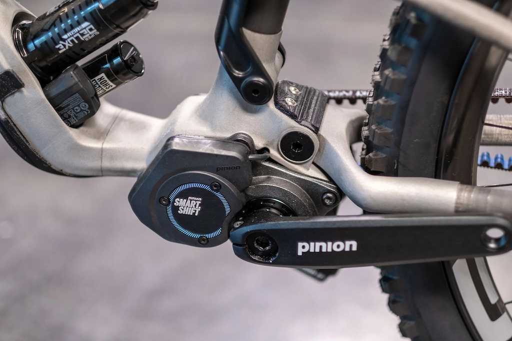 2 Unique Mountain Bikes from the Enve Builder Roundup - Pinkbike