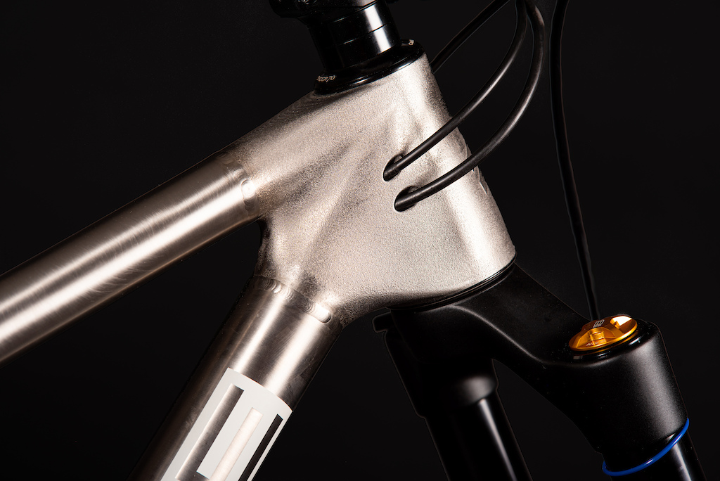 Deviate Cycles' High Pivot Titanium Prototypes - Pinkbike