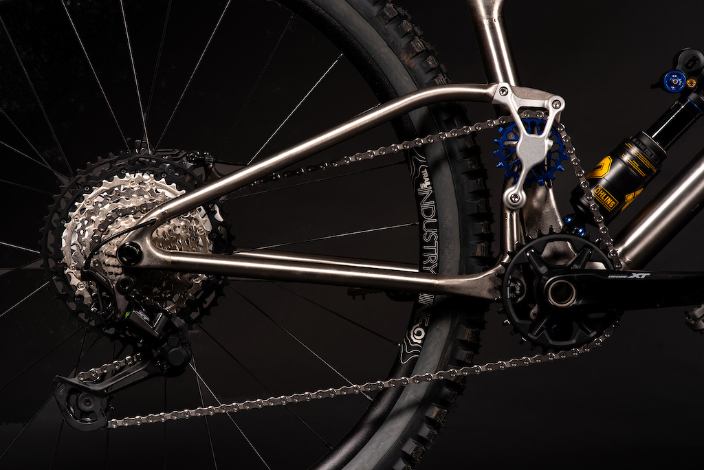 Deviate Cycles' High Pivot Titanium Prototypes - Pinkbike