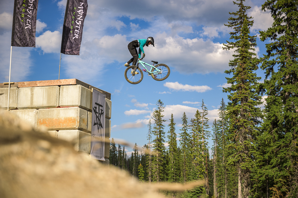 Photo Report & Results: Tom Van Steenbergen Invitational Slopestyle at ...