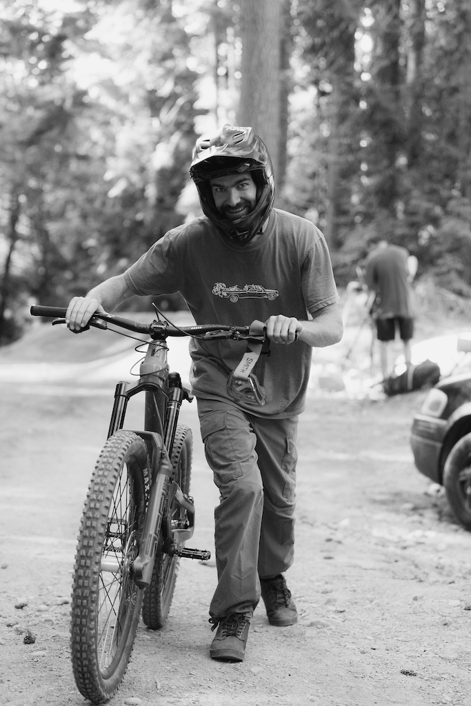 Video: The Reece Wallace Invitational with Big Sends & Airplanes - Pinkbike