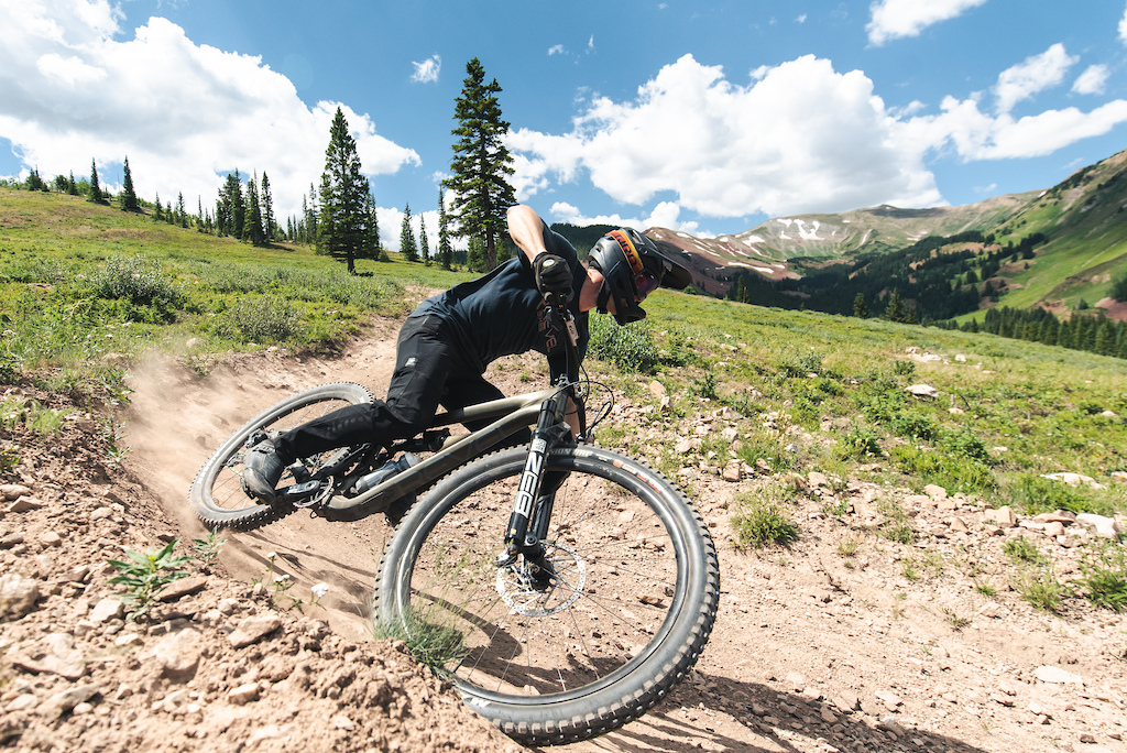 Revel Bikes Launch the RW30 V2 Wheels - Pinkbike