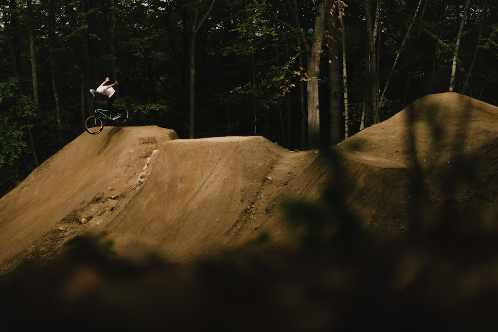 Video: Rebuilding The Dirt Half Pipe at Highland Mountain in 'Sessions ...