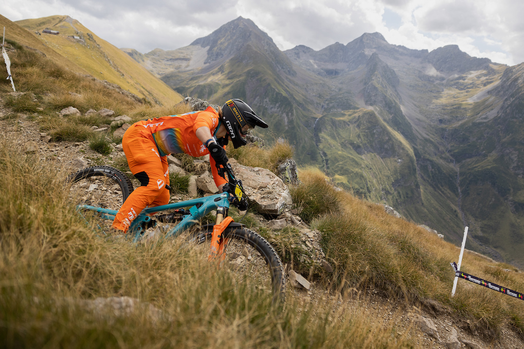 Video: Getting To Know The Yeti/Fox Factory Team in 'Live for This ...