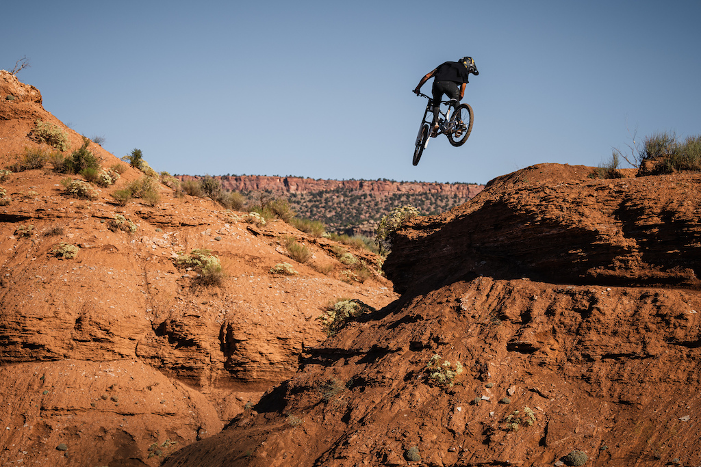 Bike Check: DJ Brandt's Nukeproof Dissent - Red Bull Rampage 2023 ...