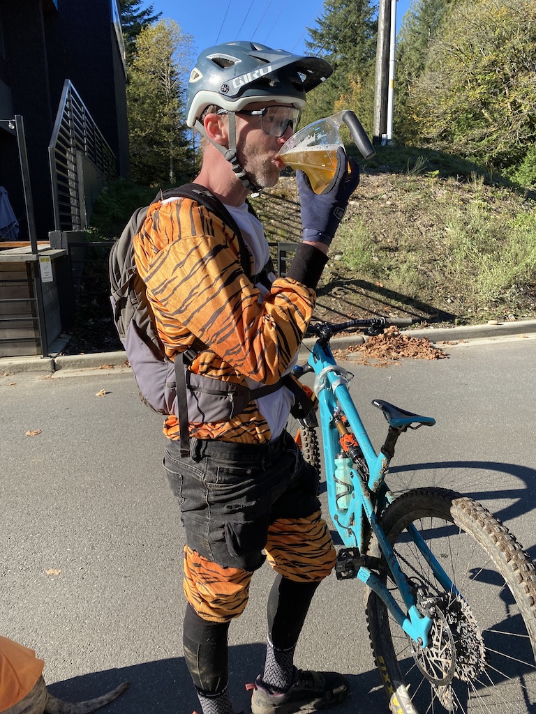 Photo Report: Getting Weird at The 2023 Bham Alleycat - Pinkbike
