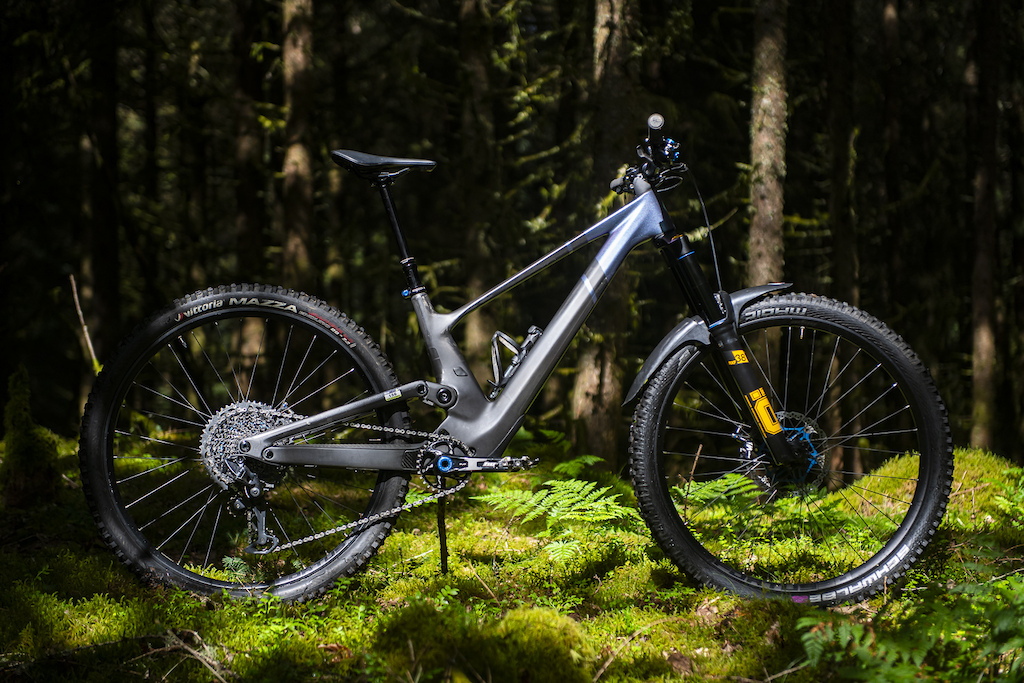 Video: Meet Jess Stone On Her Home Trails in 'She's Out There' - Pinkbike
