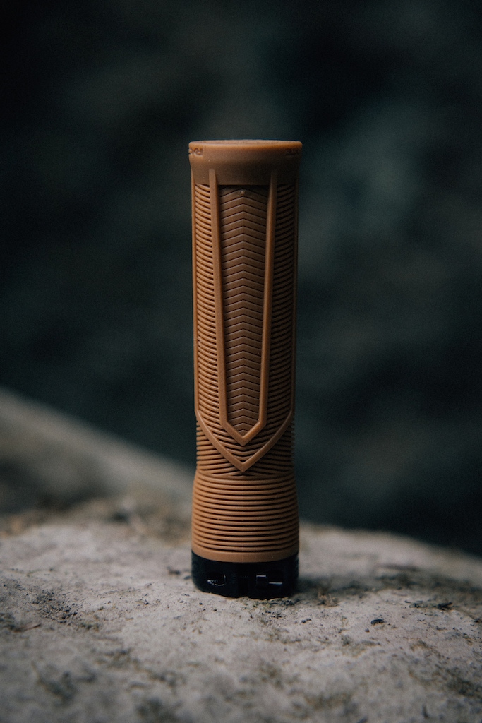Race Face Announces Fresh New Chester Grip - Pinkbike