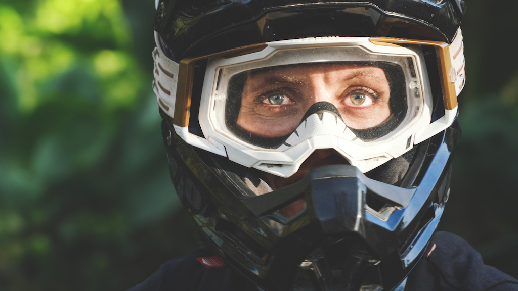 Video: Guatemala Open DH Race Replay Show - Pinkbike