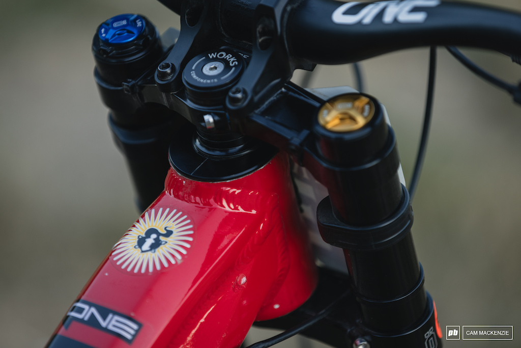 Bike Check: Louise Ferguson's Intense M1 - Red Bull Hardline Tasmania ...