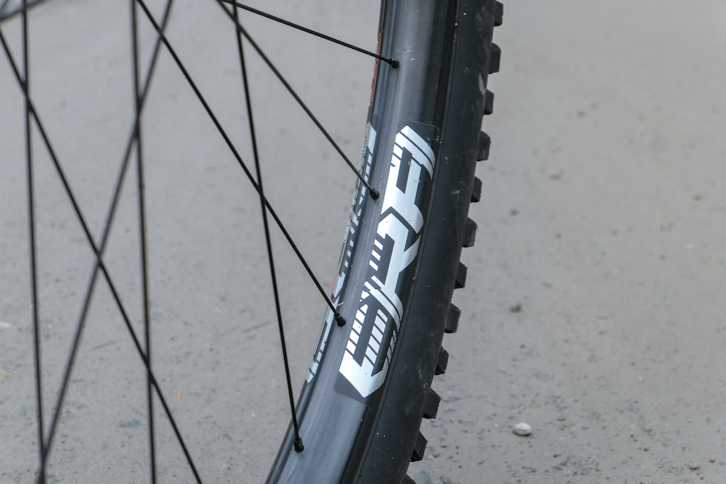 Review: 6 Months on the New Race Face Era Carbon Wheels - Pinkbike