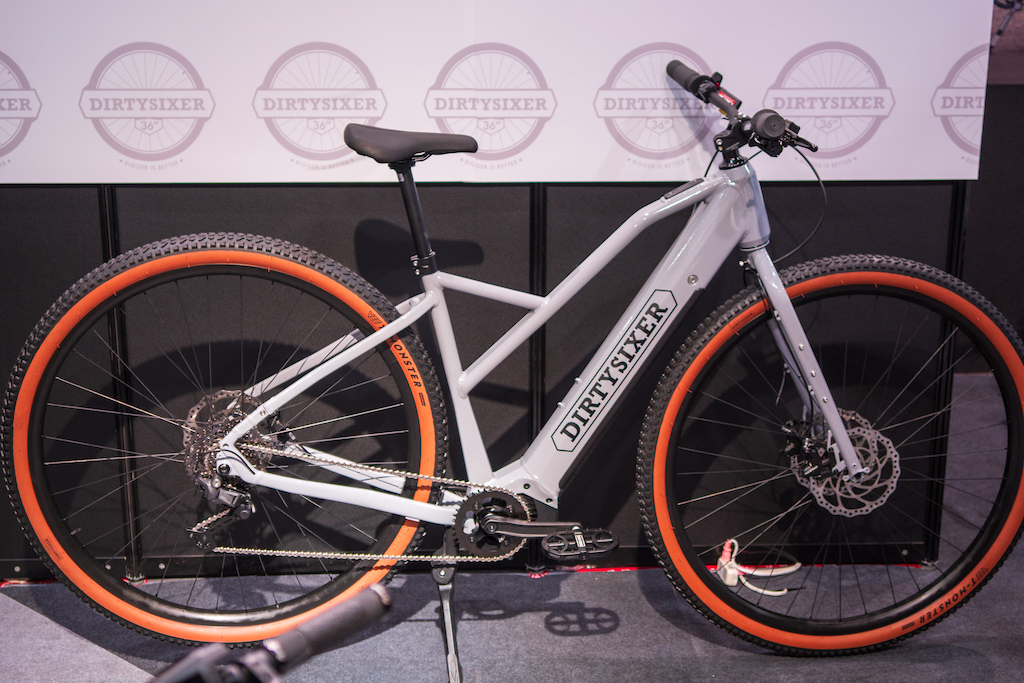 Dario's Day 2 Randoms - Taiwan Cycle Show 2024 - Pinkbike