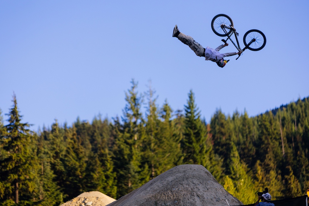 Video: Along for the Ride with Erik Fedko - Pinkbike