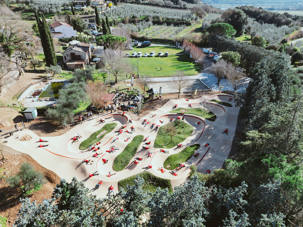 Video: Revamping & Riding Italy's First Velosolutions Pump Track in ...