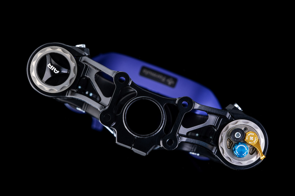 Formula Launches the Belva Dual-Crown Enduro Fork - Pinkbike