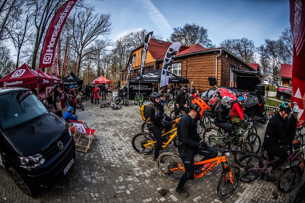 Video & Race Report: Blinduro Winter Premiere - Pinkbike