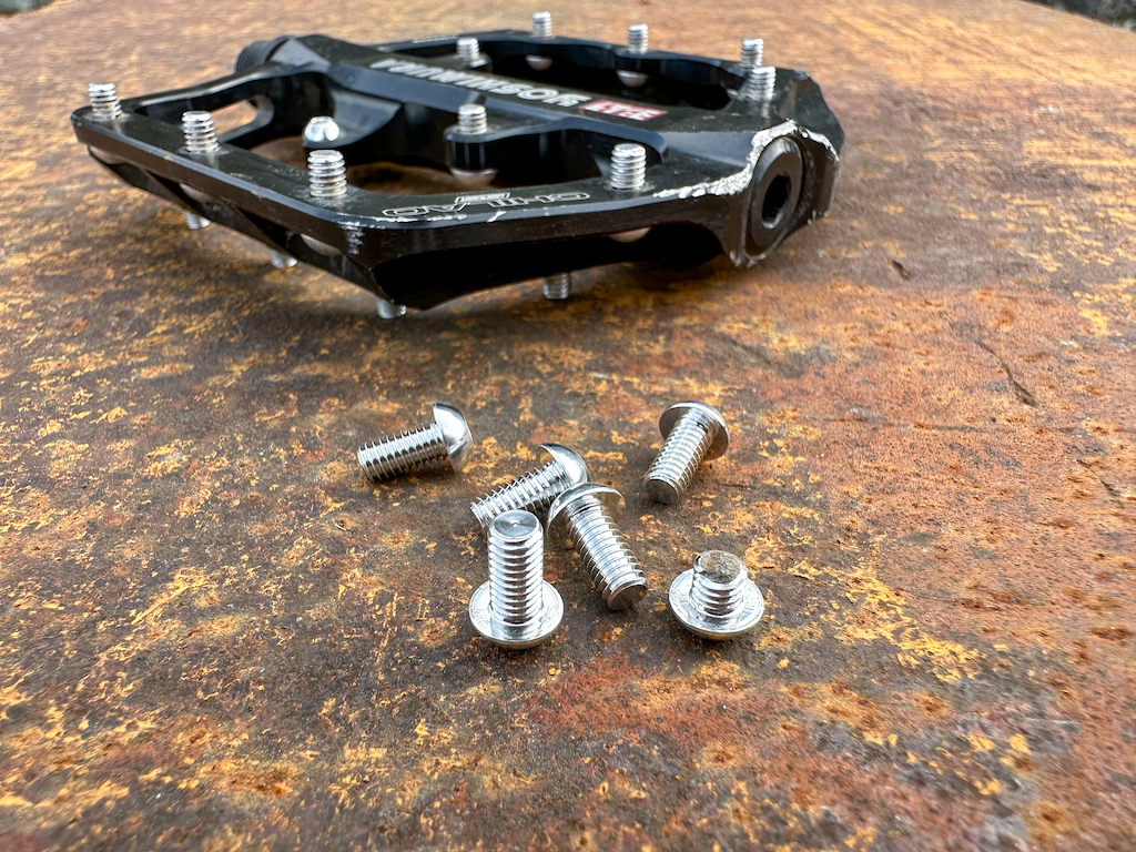 Review: Yoshimura's New Chilao SS Flat Pedals - Pinkbike