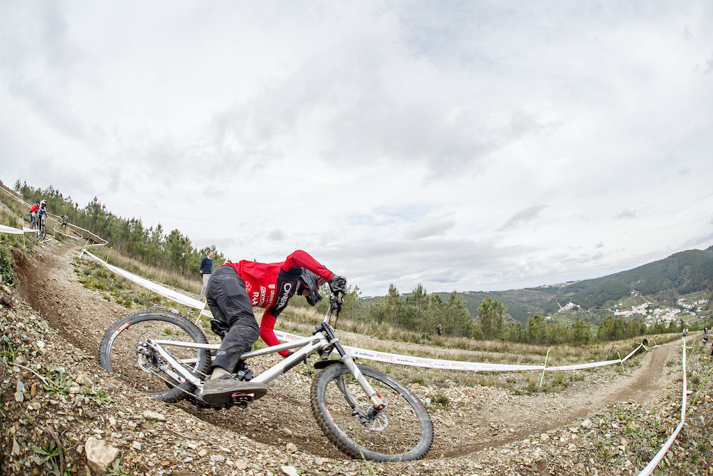 Video: Gravity School Racing at the Portugal Cup Rd. 1 in 'Finding ...