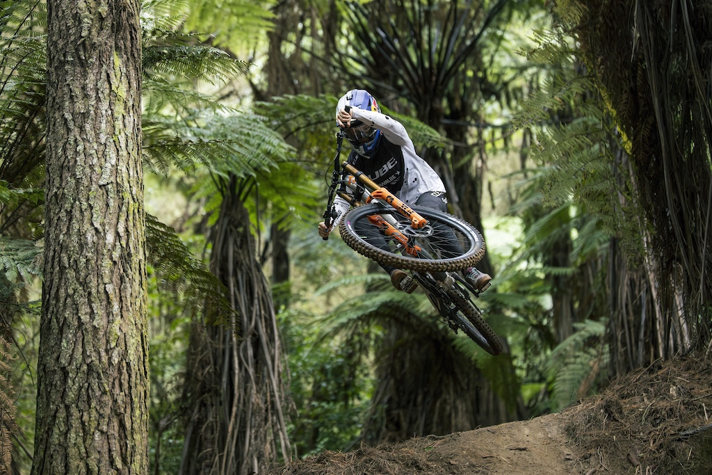 Podcast: Pre Season Race Gossip & Jess Blewitt on Hardline, Injury ...