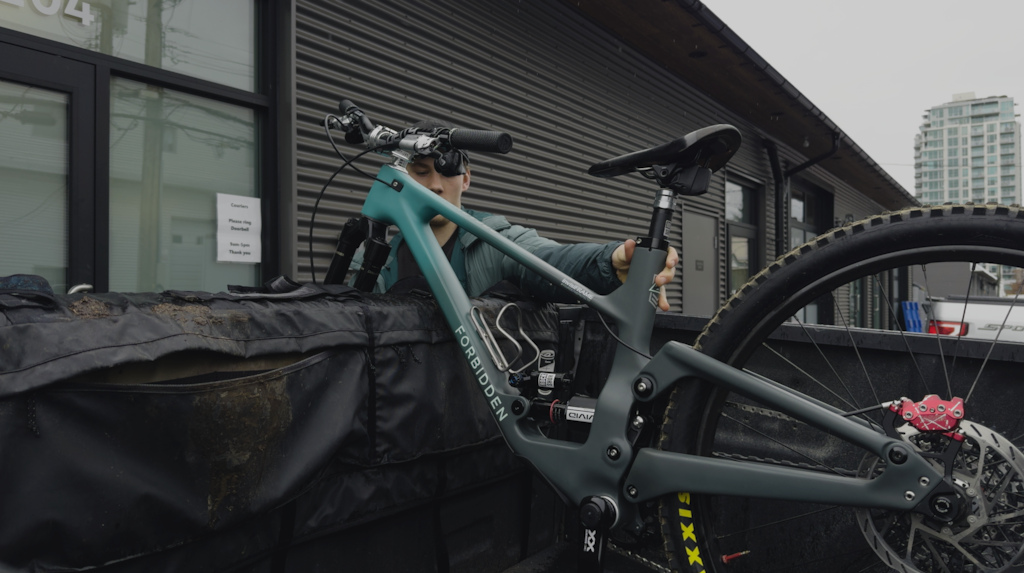 Video: Rhys Verner's Test Laps on the New Dreadnought - Pinkbike