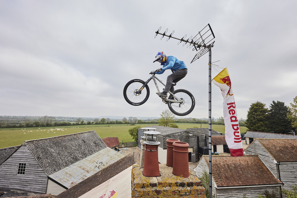 Video: Matt Jones Builds A Huge Ramp & Jumps Over His House - Pinkbike