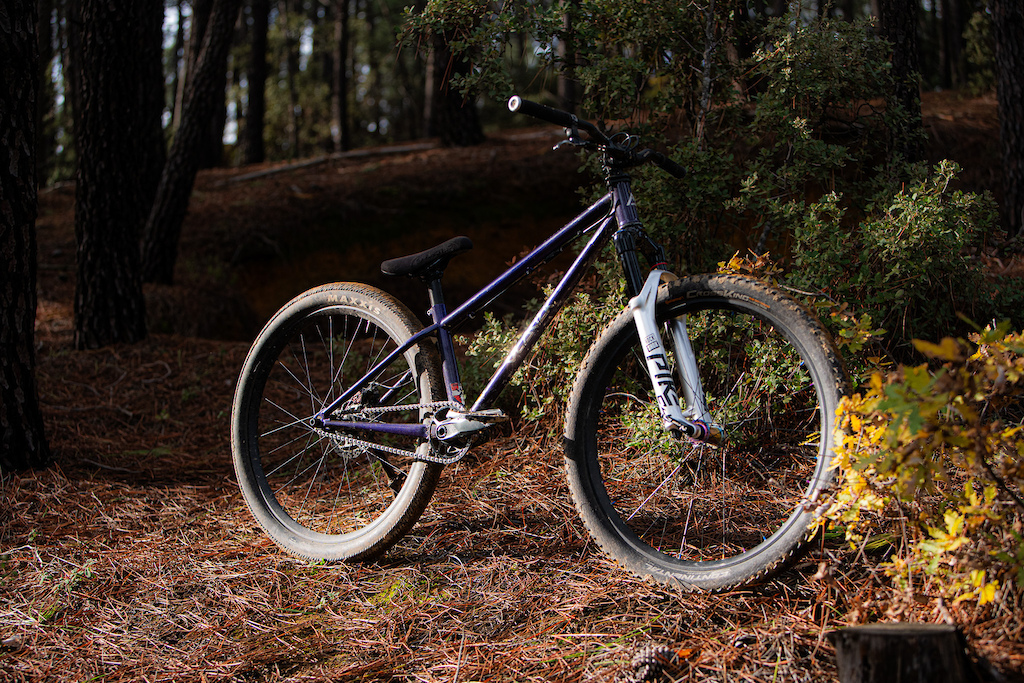 Glacier Cycles Launch Baguette Enduro Bike - Pinkbike