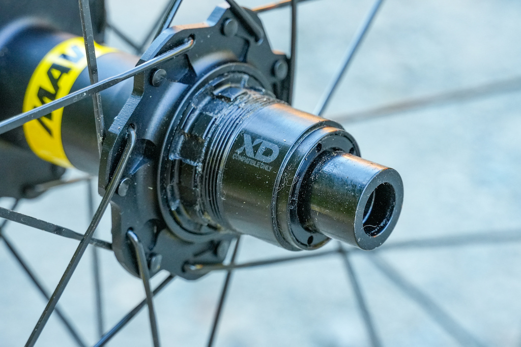 Review: Mavic Deemax DH YLW - A Classic Downhill Wheelset - Pinkbike