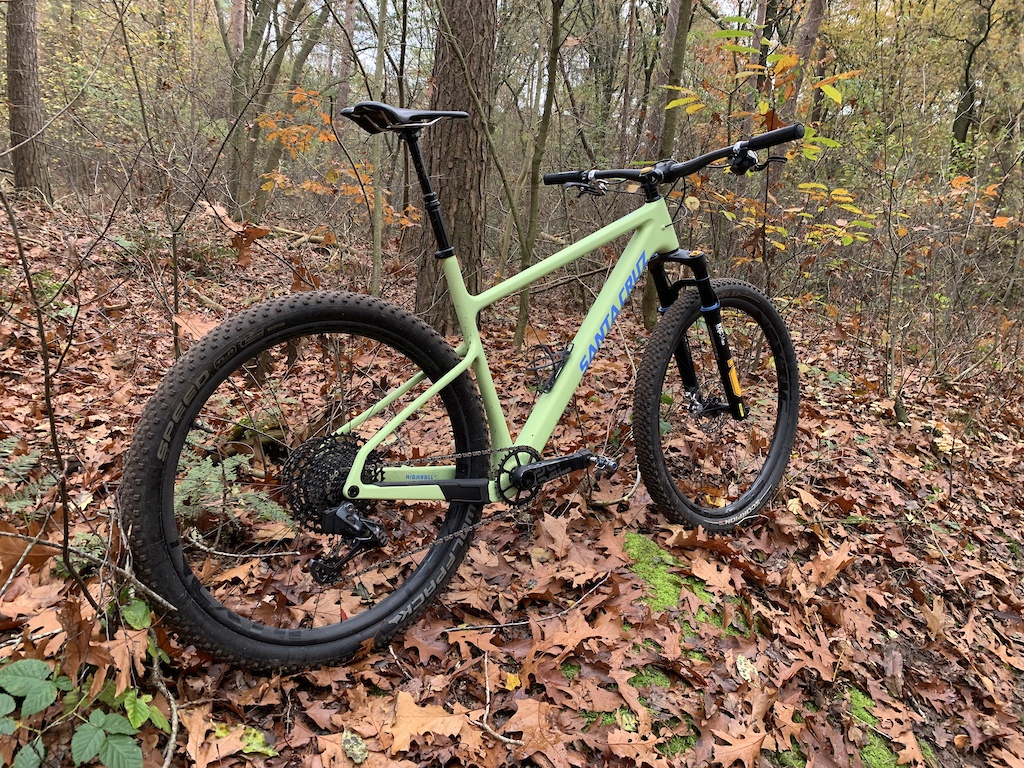 Santa Cruz Highball CC Sea Foam, nieuwe wielset 1.100g P2 - Mountainbike.nl