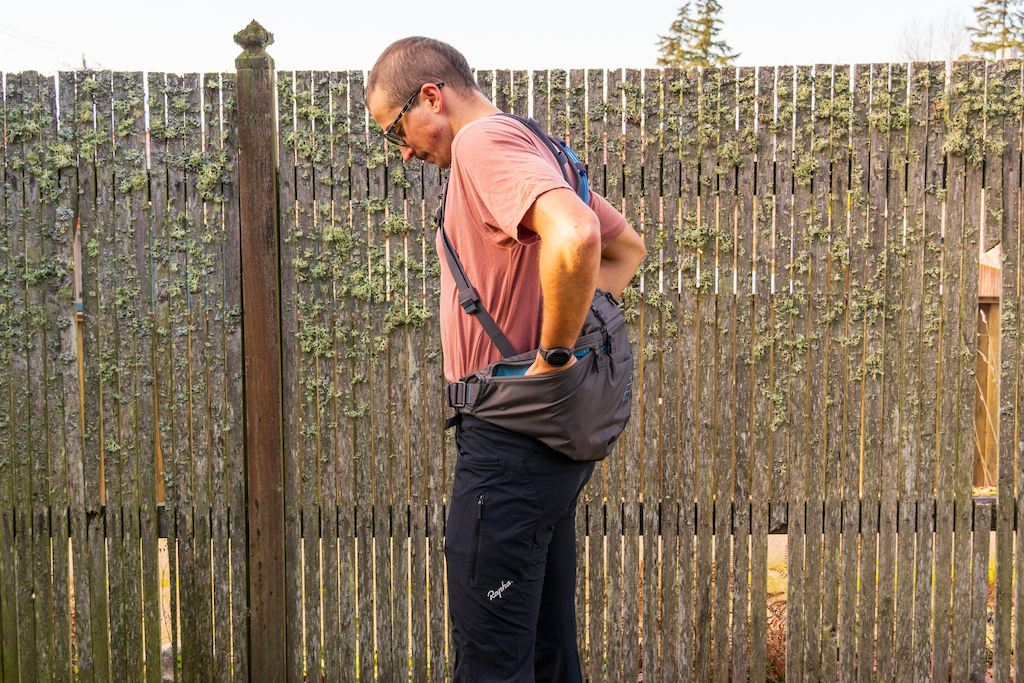 Review: The Arctos Epic is a Unique High-Volume Hip Pack - Pinkbike
