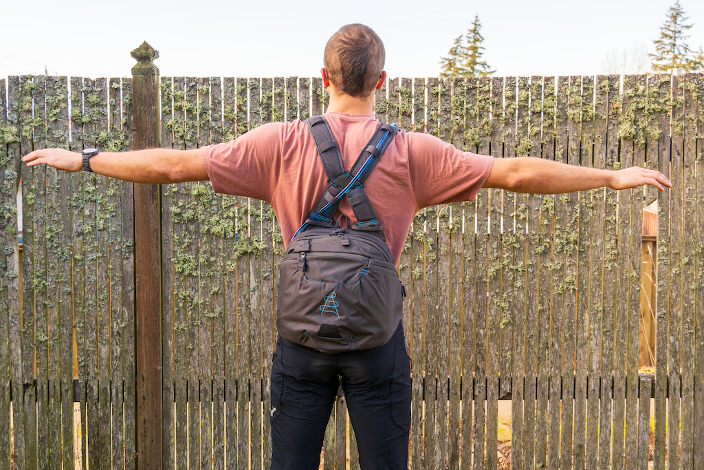 Review: The Arctos Epic is a Unique High-Volume Hip Pack - Pinkbike