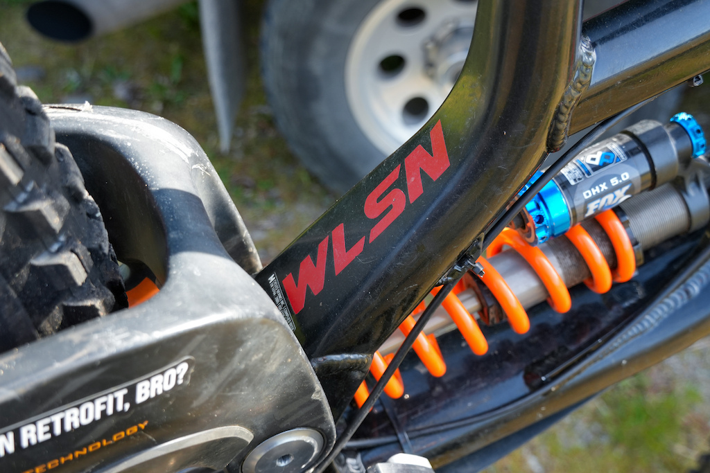 Bike Check: Milton McConville & His Devinci 'Trilson' - Pinkbike