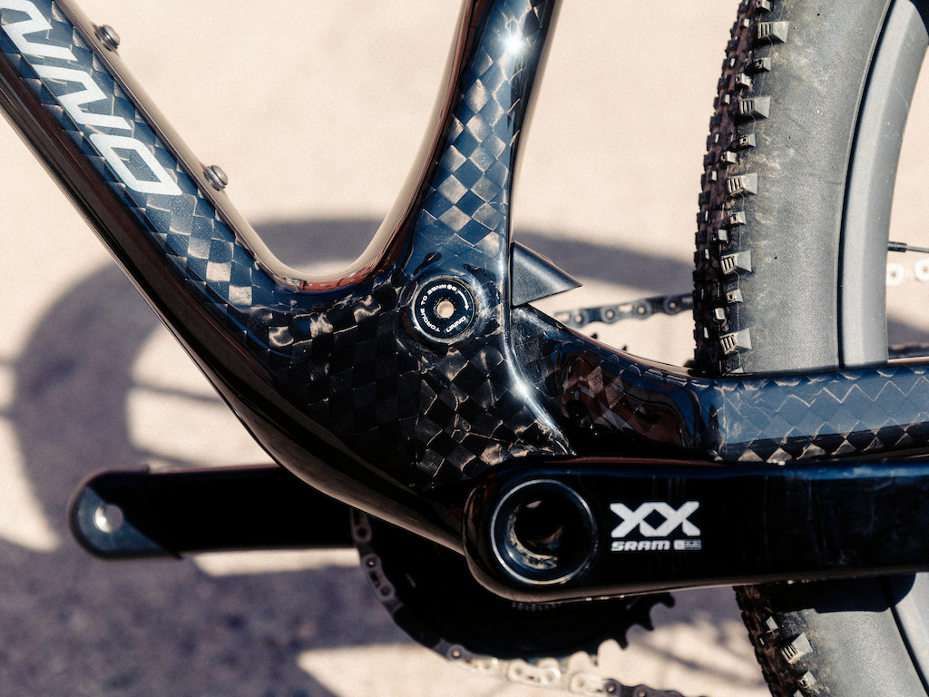 Unno Releases New Horn XC Bike - Pinkbike