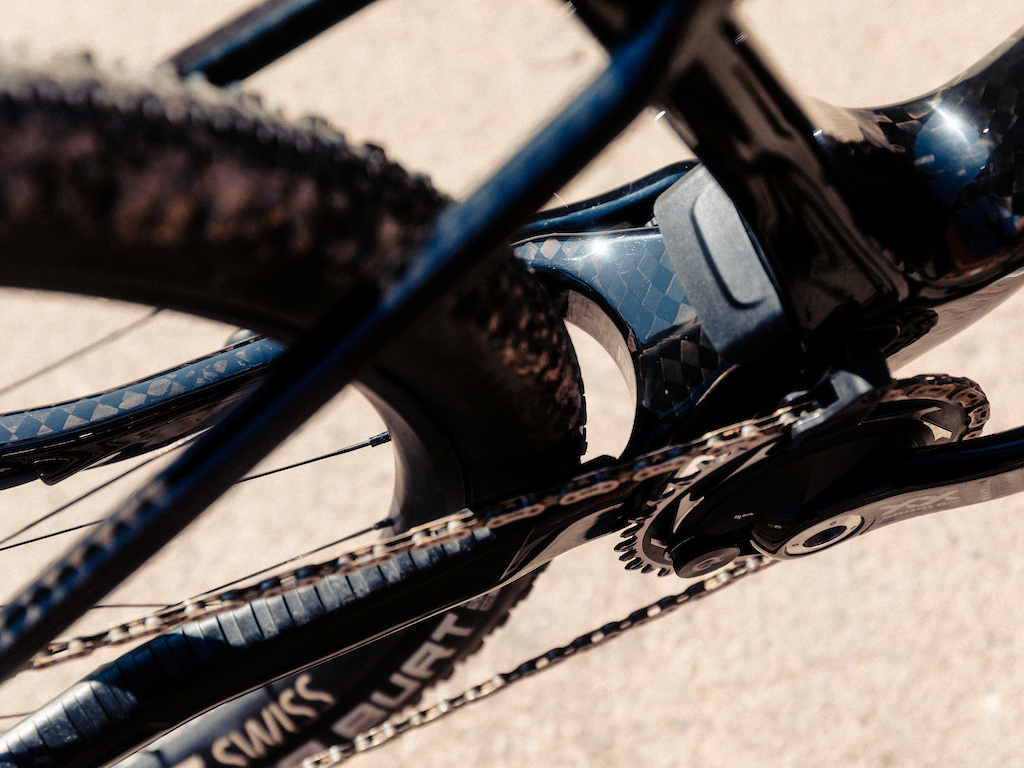 Unno Releases New Horn XC Bike - Pinkbike