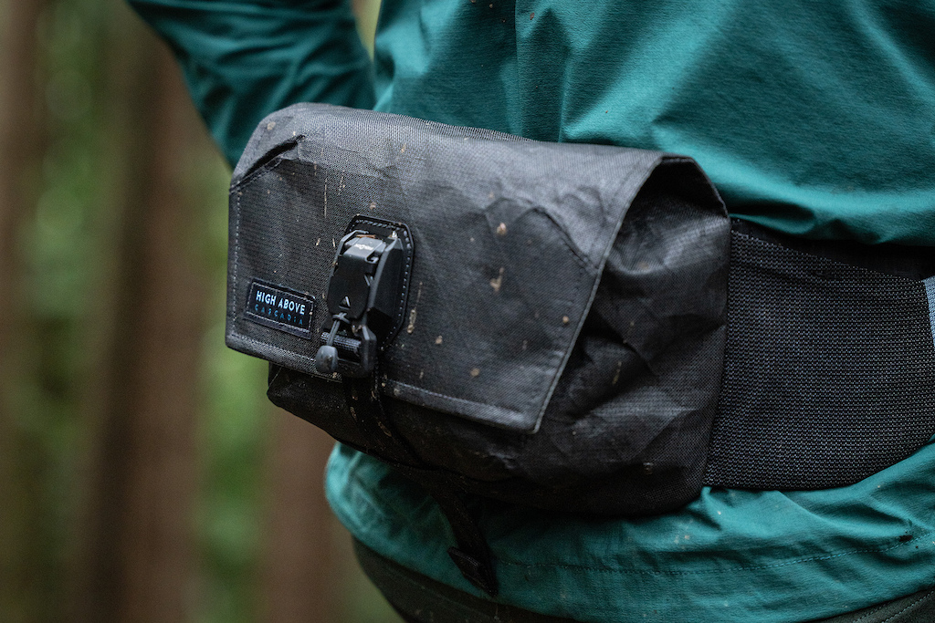 High Above Launches the Venture 3D Hip Pack - Pinkbike