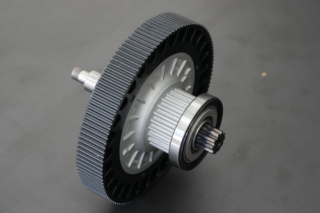 Owuru's Continuously-Variable Motor Gearbox Unit - Eurobike 2025 - Pinkbike
