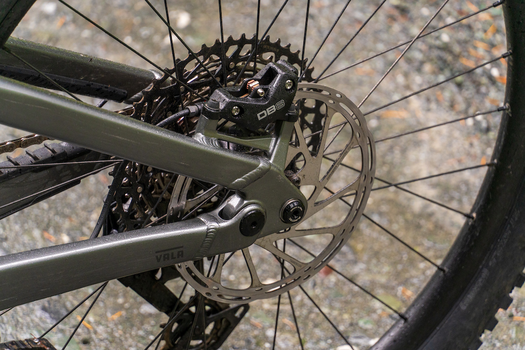 First Ride: 2025 Santa Cruz Vala AL eMTB - Pinkbike