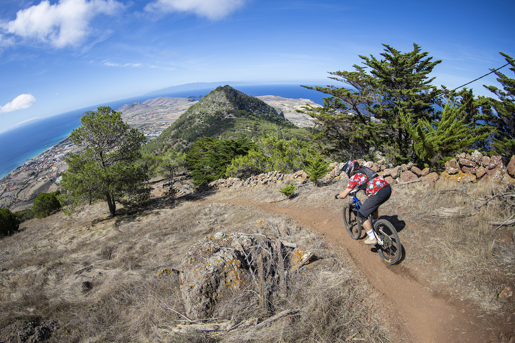 Race Report: Trans Madeira Autumn 2025 - Days 6 - Pinkbike