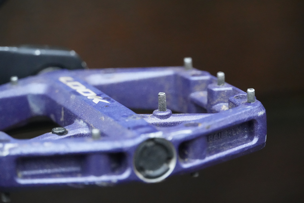 Check Out: Clean Water, Flat Pedals, a 3/4 Helmet & Fox Pads - Pinkbike
