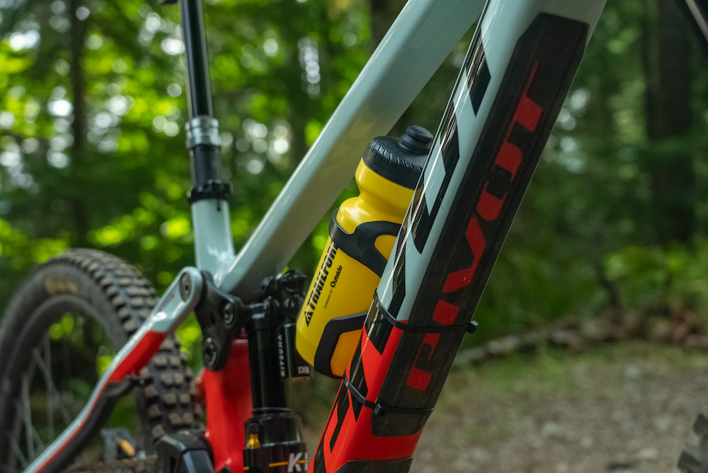 Can a DH Bike Work for Enduro? We Converted a Pivot Phoenix to Find Out ...