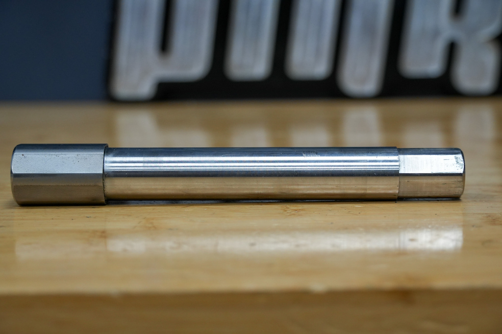 Review: The EXT Vaia USD Fork is Extra Adjustable, But Lacks ...