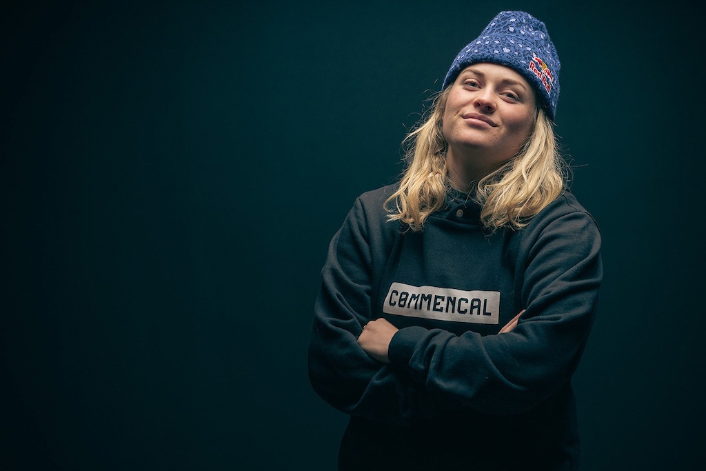 The Wait is Over: World Champion Vali Höll Signs with Commencal for ...