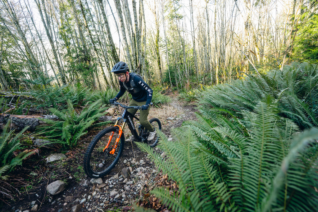 Review: Norco's New Sight VLT TQ - High-Pivot Meets Mid-Power - Pinkbike