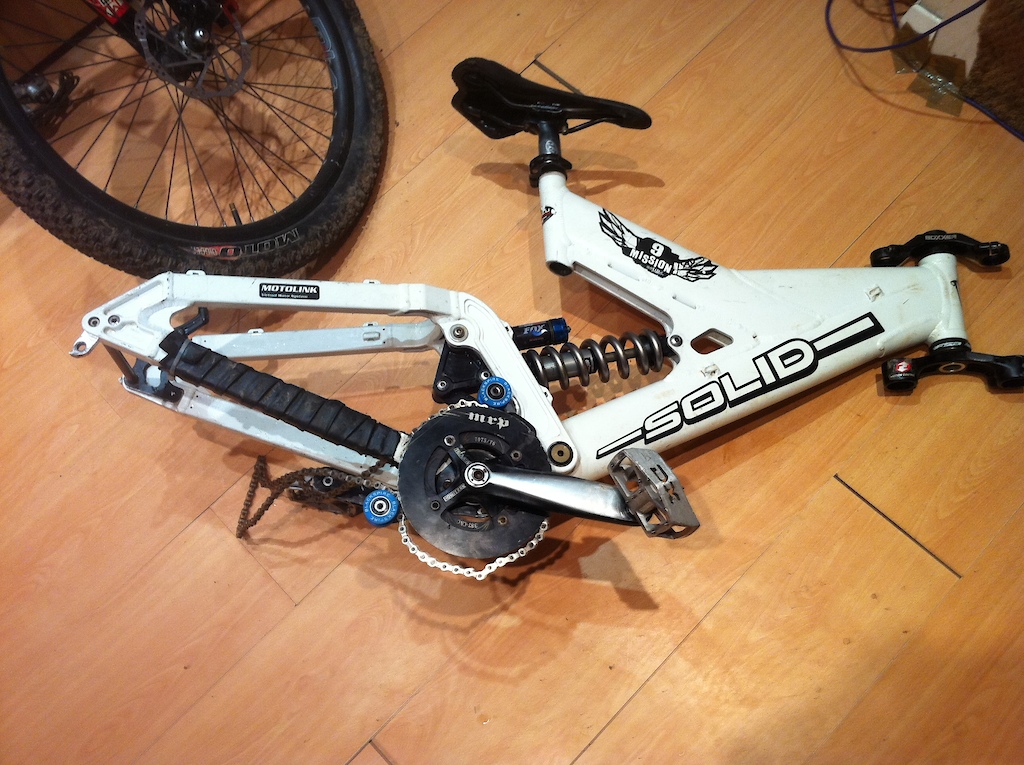 none at solid mission 9 frame in Kent, United Kingdom - photo by cam1 ...