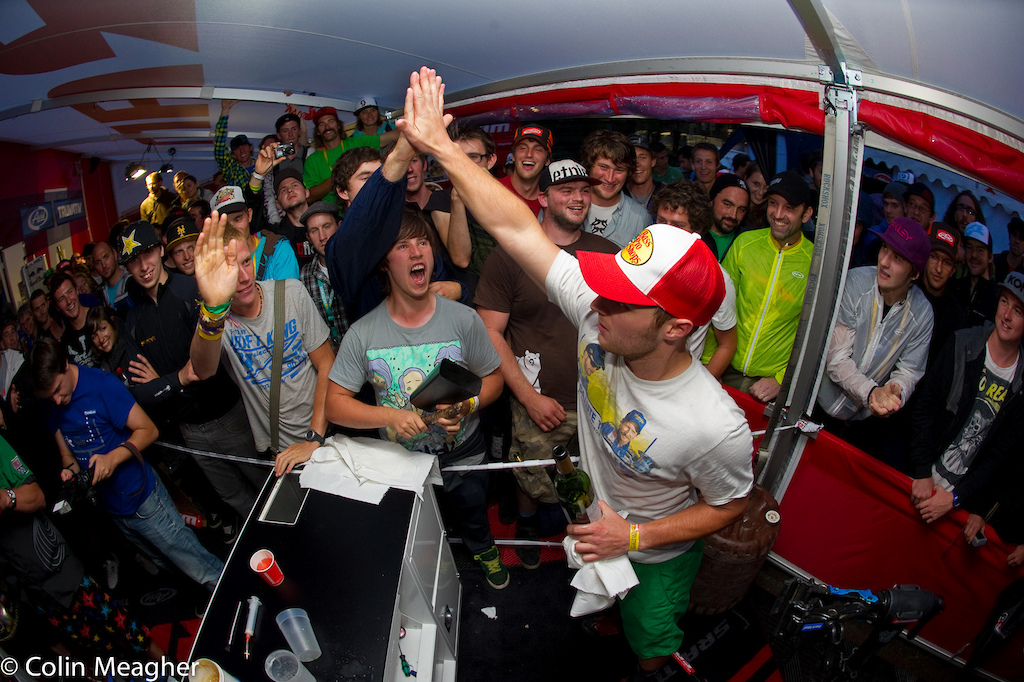 World Championships 2011 - Evan Warner wins Boxxer Worlds! - Pinkbike