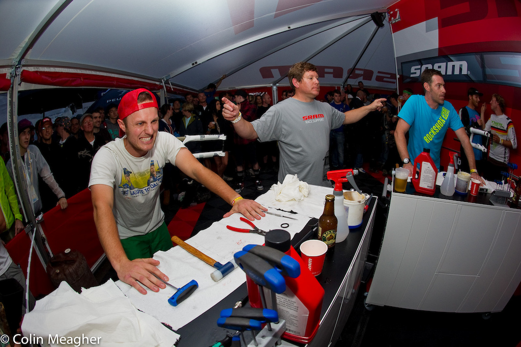 World Championships 2011 - Evan Warner wins Boxxer Worlds! - Pinkbike