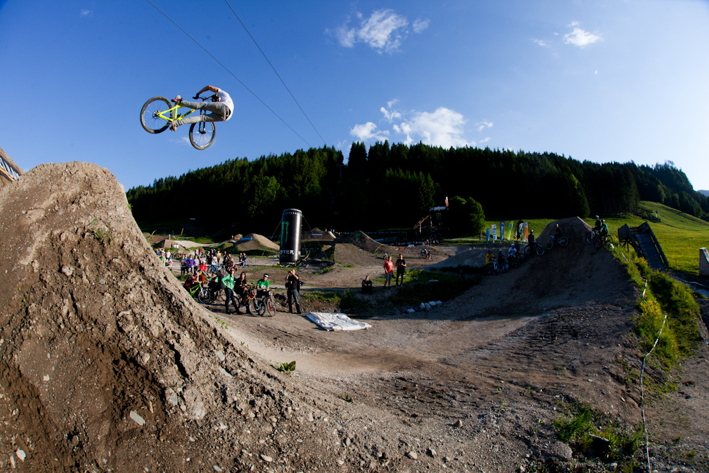 26TRIX 2012 - Day 1 - Pinkbike